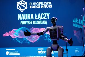 Robots, science and the fight against disinformation – the European ...