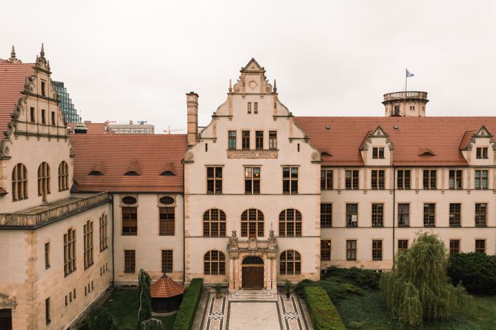 Strona główna | Uniwersytet im. Adama Mickiewicza w Poznaniu